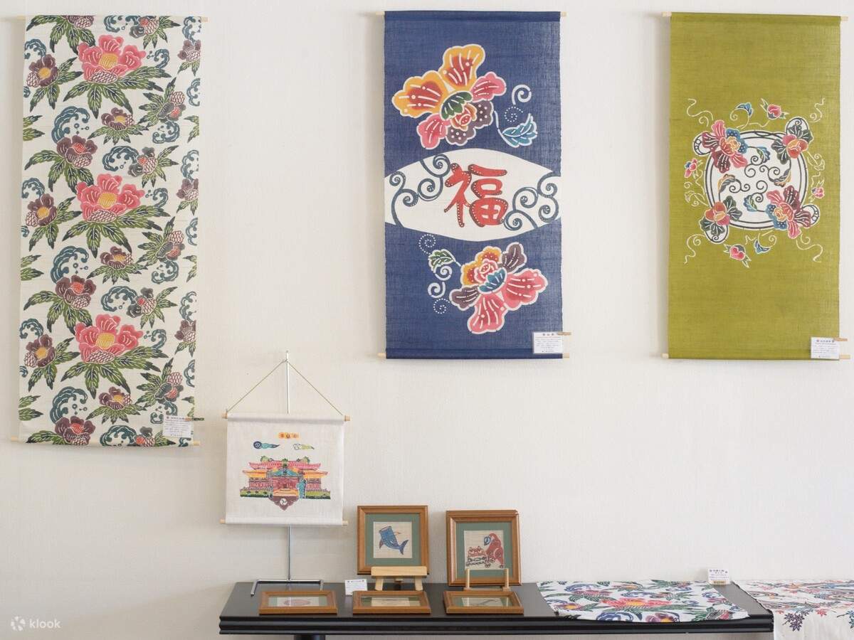 [Gusuku Bingata Dyeing Workshop] Okinawan Traditional Craft Making ...